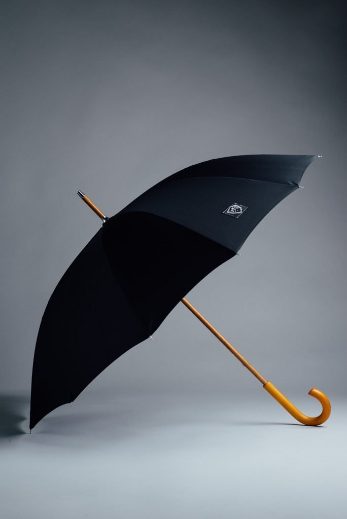 Classic Black Umbrella - Rain and Son - Classic and Stylish Umbrellas